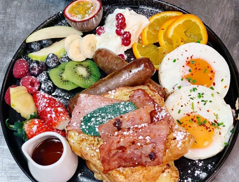 Halal Breakfast Near Elmhurst City | The Chef Grill Restaurant